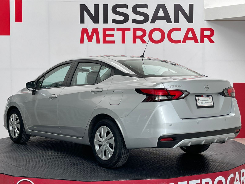 Seminuevos Gocar - Nissan-Versa-2020